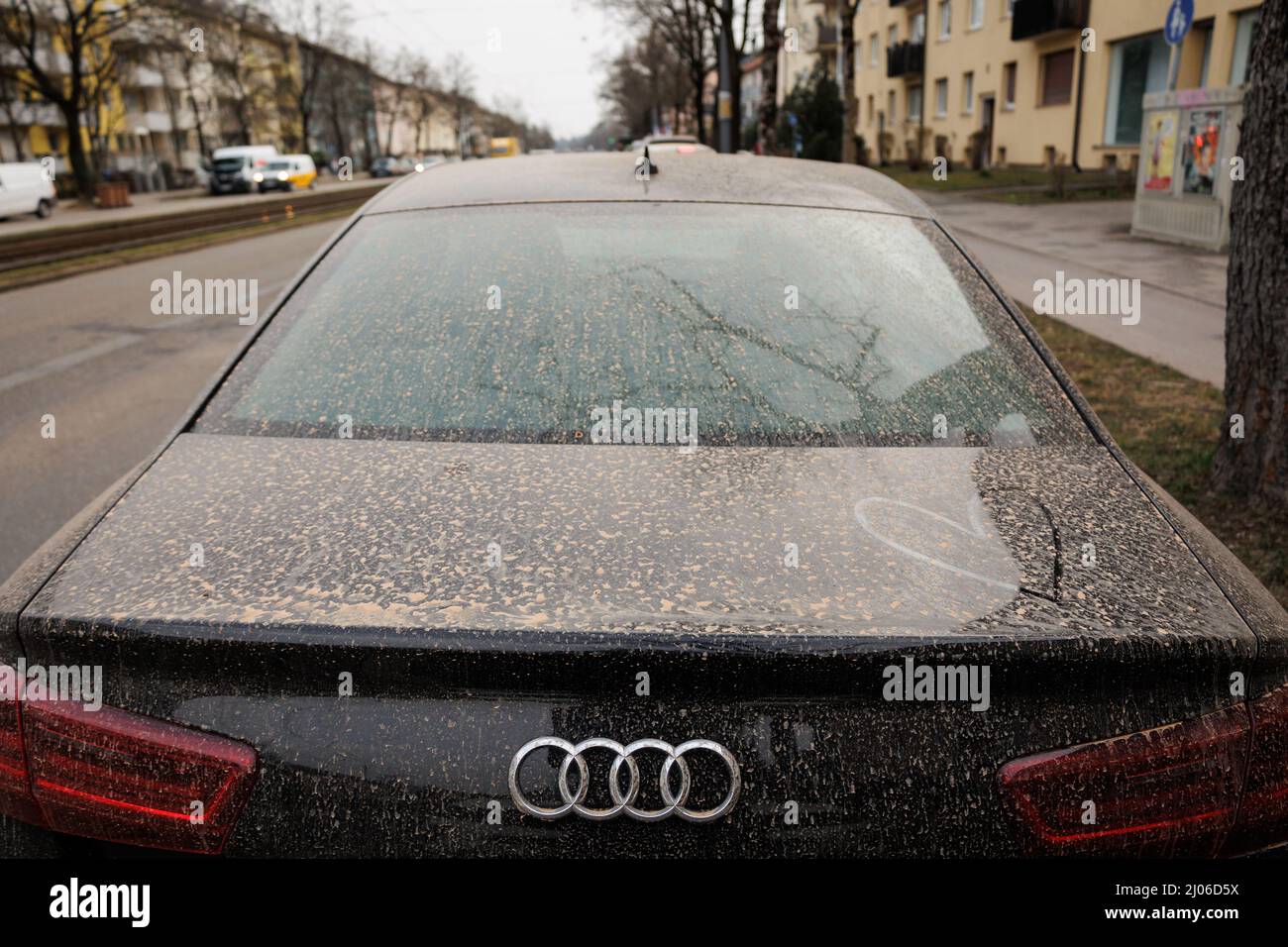 Car covered with sahara dust hi-res stock photography and images - Alamy