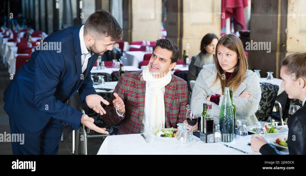 Restaurant manager angry hi-res stock photography and images - Alamy