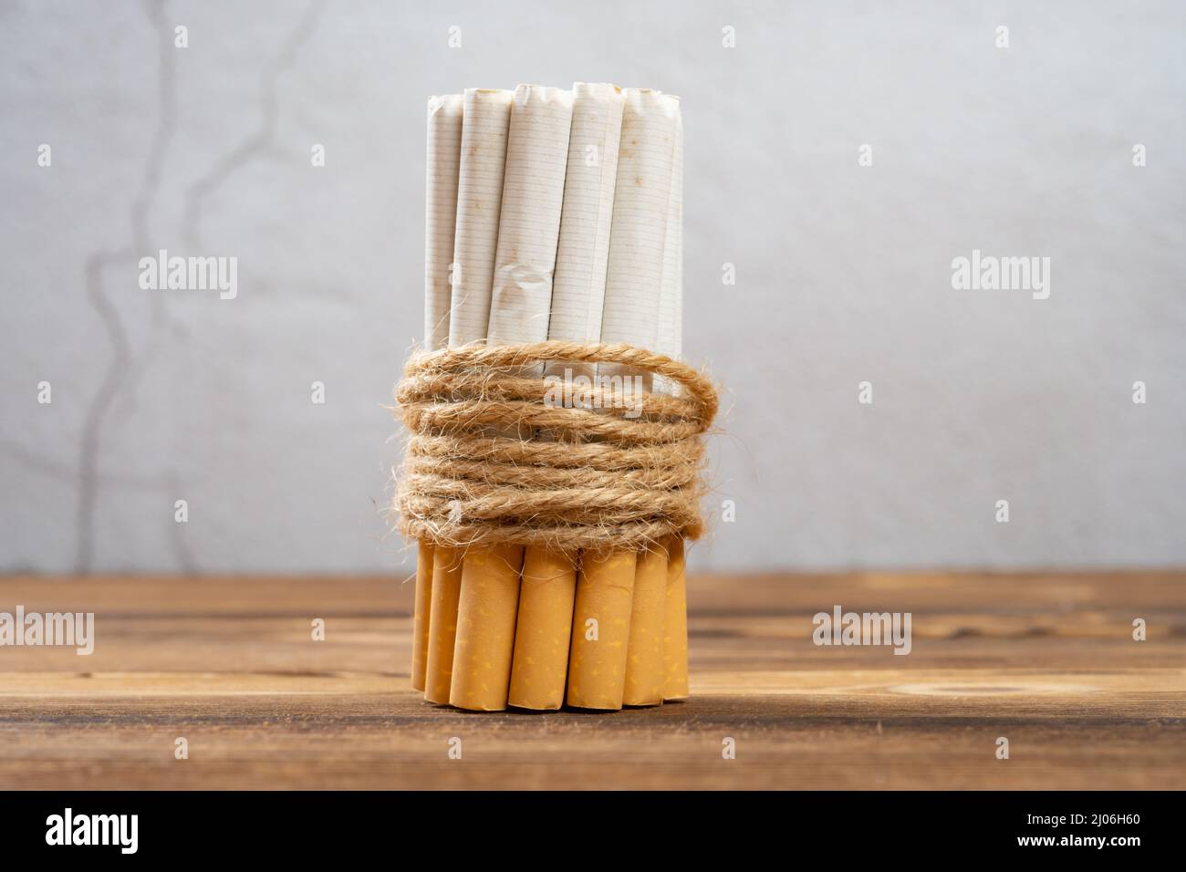 Bunch of cigarettes hi-res stock photography and images - Alamy
