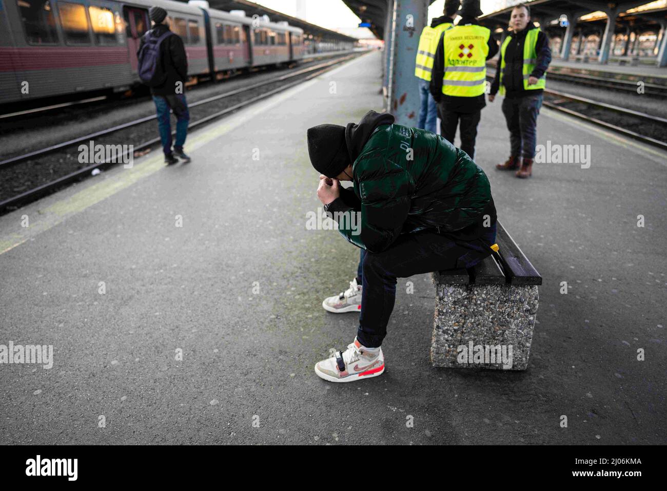 Saying goodbye to his family hi-res stock photography and images - Alamy