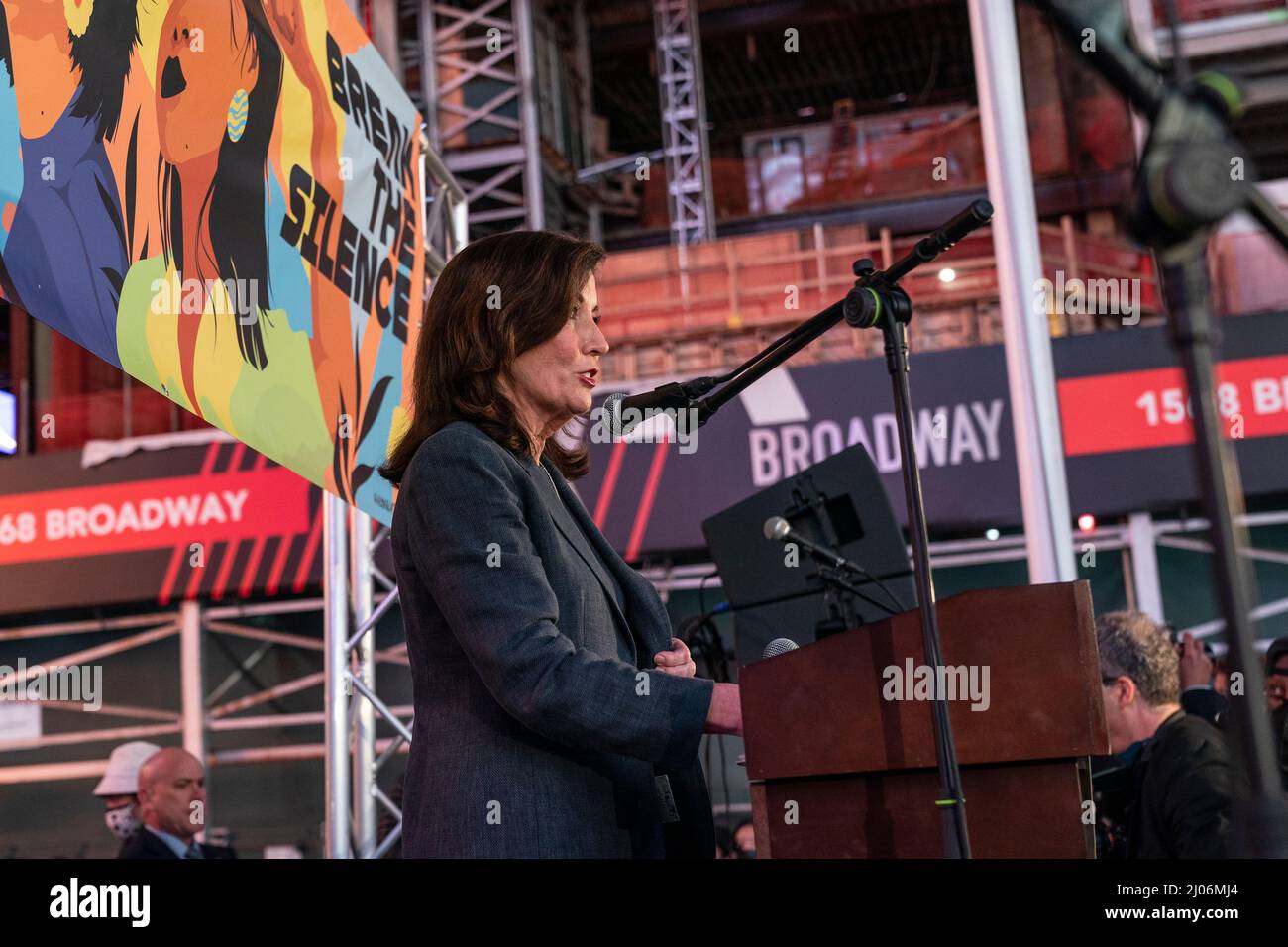 New York, NY - March 16, 2022: Governor Kathy Hochul speaks to more ...