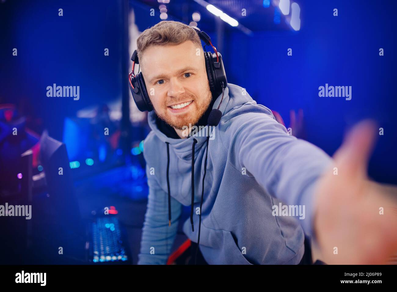 Streamer young man professional gamer playing online games computer ...