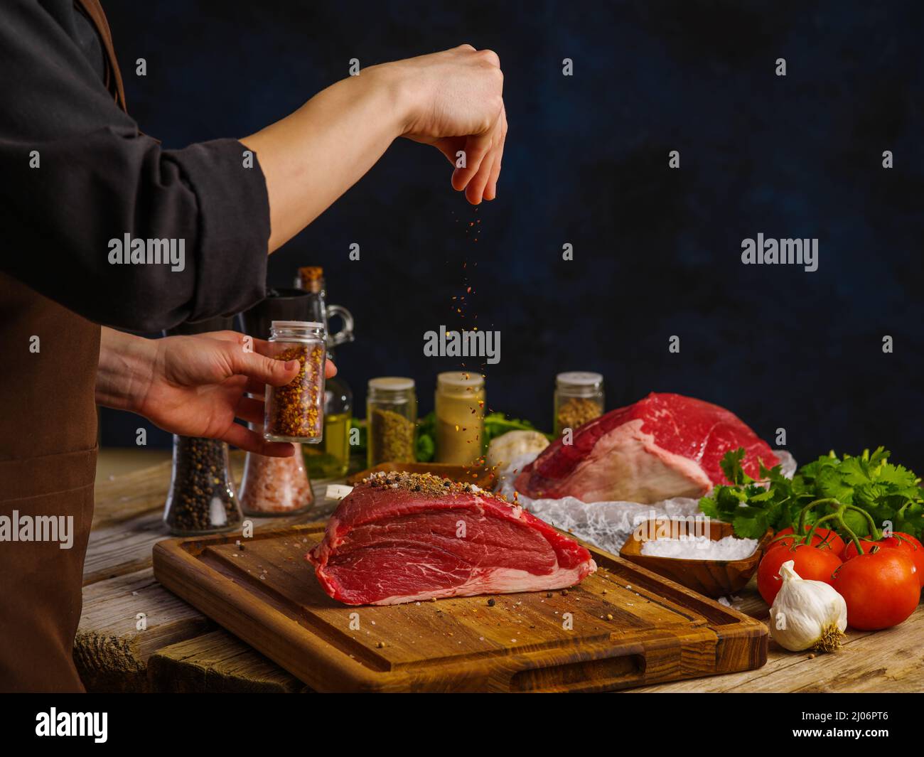 Tie beef hi-res stock photography and images - Alamy
