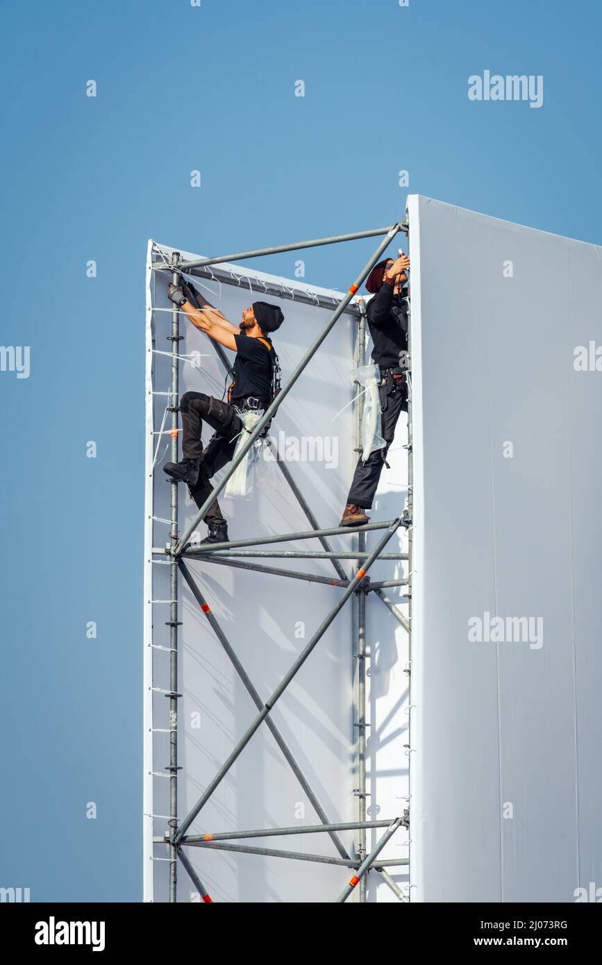 Scaffolder scaffolding scaffold hi-res stock photography and images - Alamy