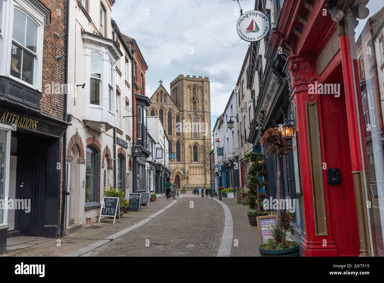 Kirkgate and the Cathedral in Ripon Stock Photo - Alamy