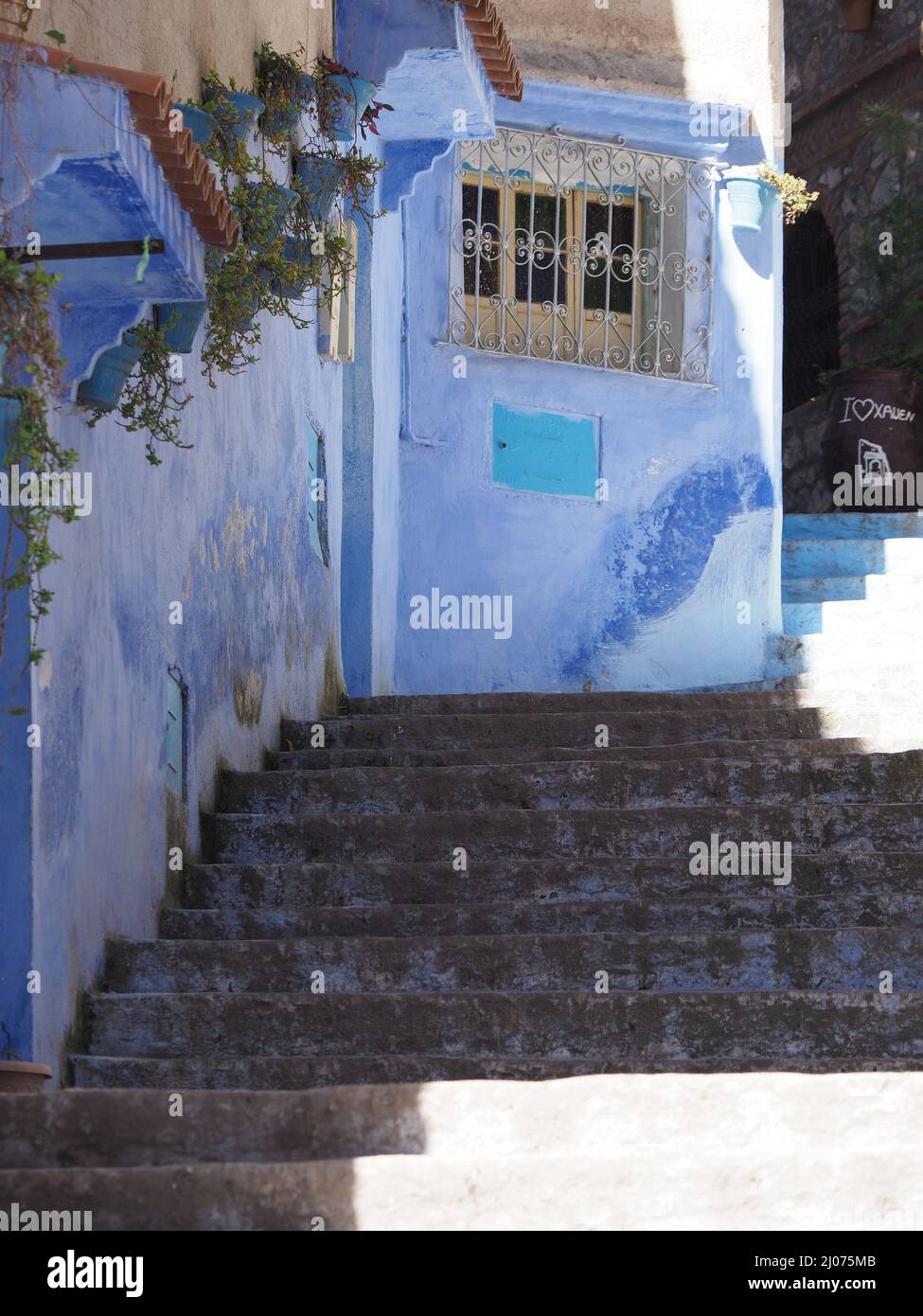 Stairs at moroccan alley in african Chefchaouen city in Morocco in 2019 ...