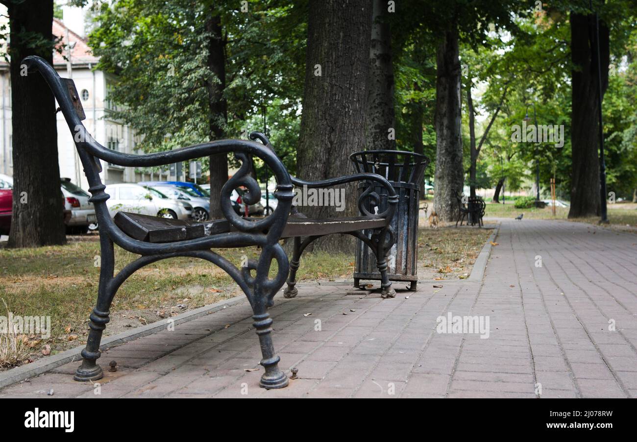 Destroyed park bench hi-res stock photography and images - Alamy