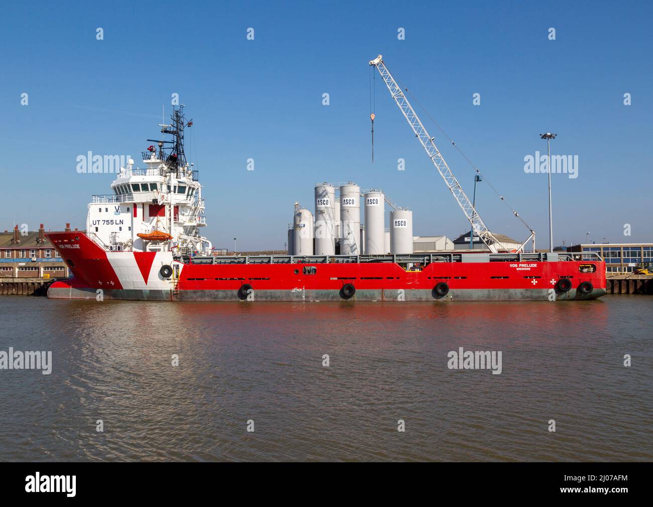 Vos Prelude offshore supply ship, River Yare quayside, Great Yarmouth ...