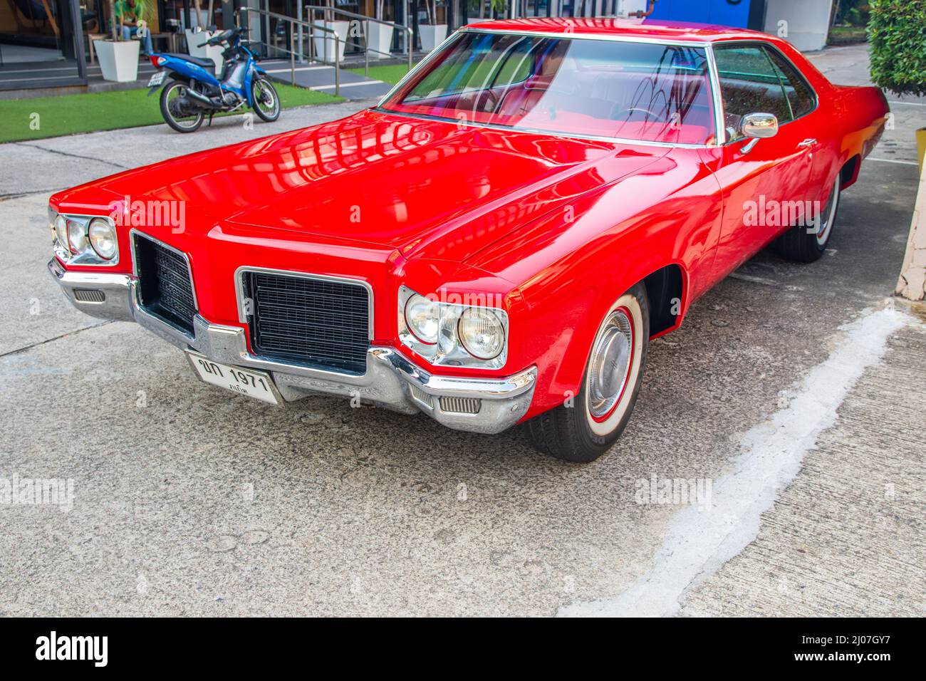 American red classic card in a street Stock Photo - Alamy