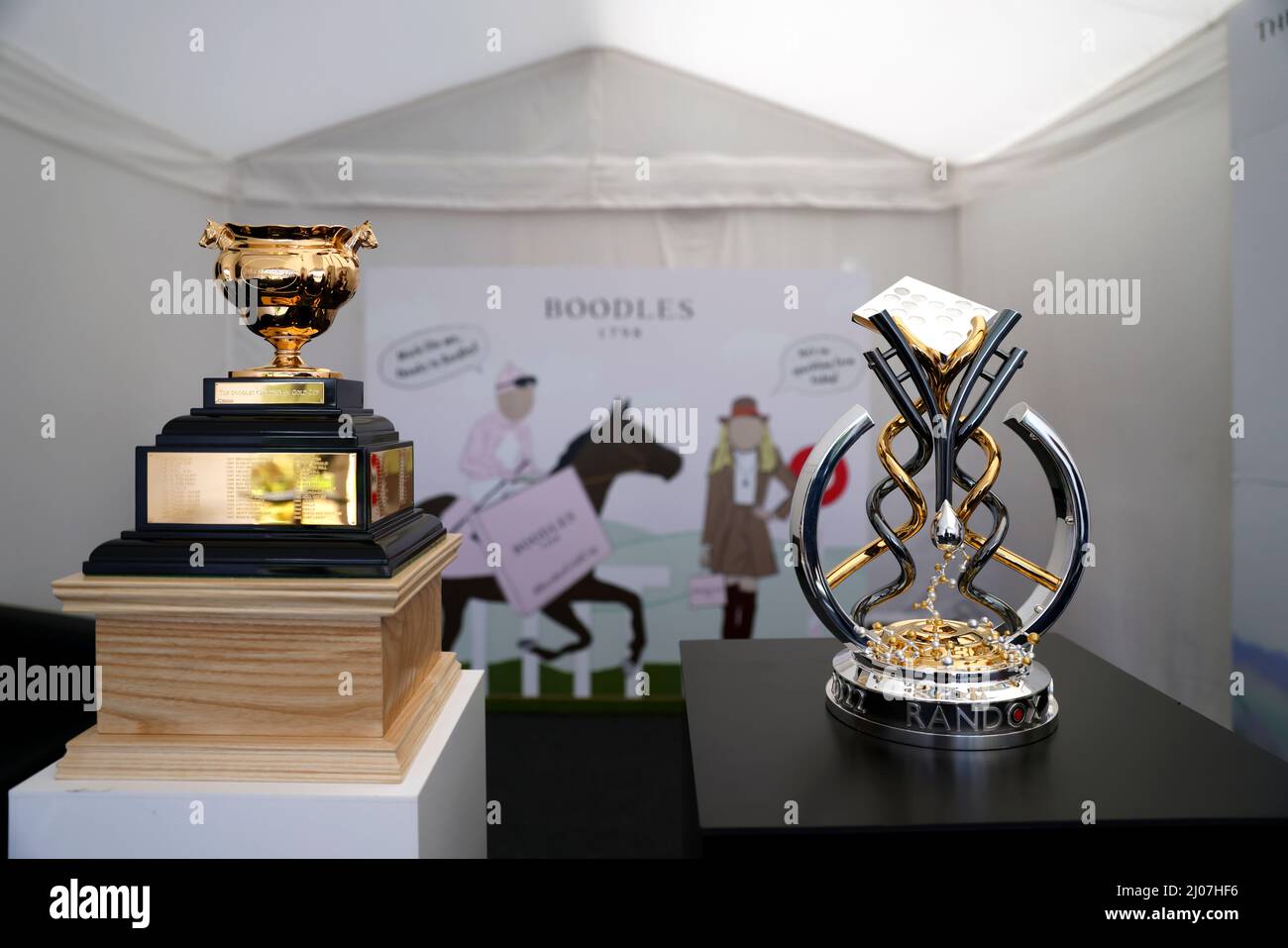 Cheltenham gold cup trophy 2022 hi-res stock photography and images - Alamy