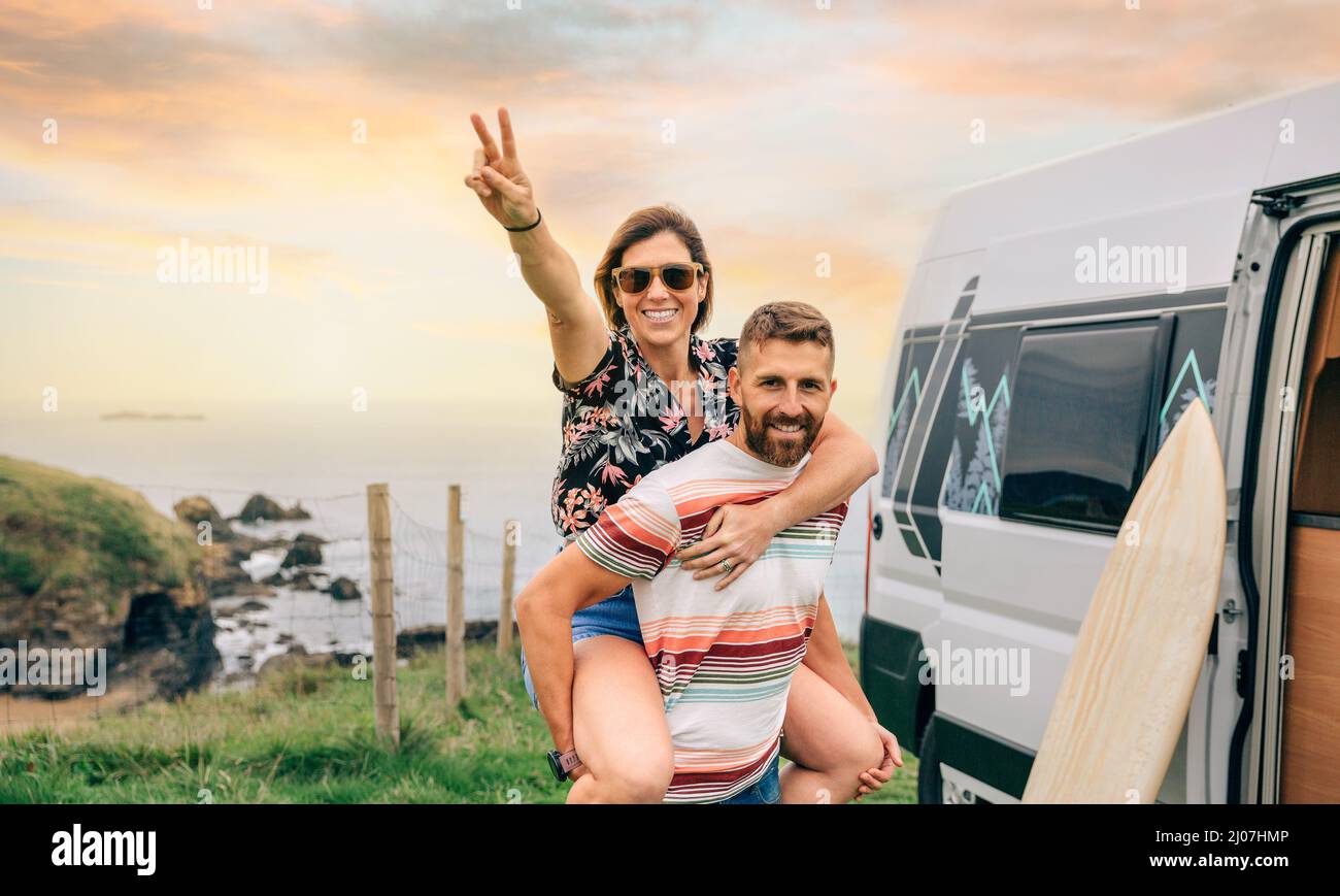 Campervan couple fun hi-res stock photography and images - Alamy