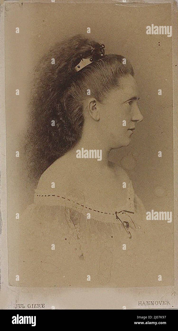 Photo studio julius giere hi-res stock photography and images - Alamy