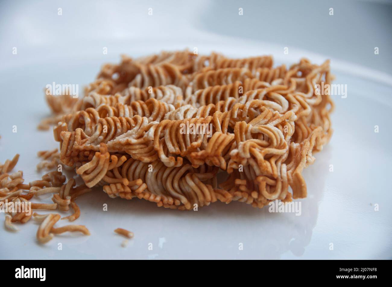 Asian noodle plate hi-res stock photography and images - Alamy