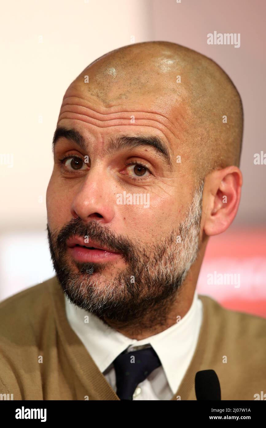 Trainer Coach Pep Josep Guardiola FC Bayern MŸnchen Munich FC Bayern ...
