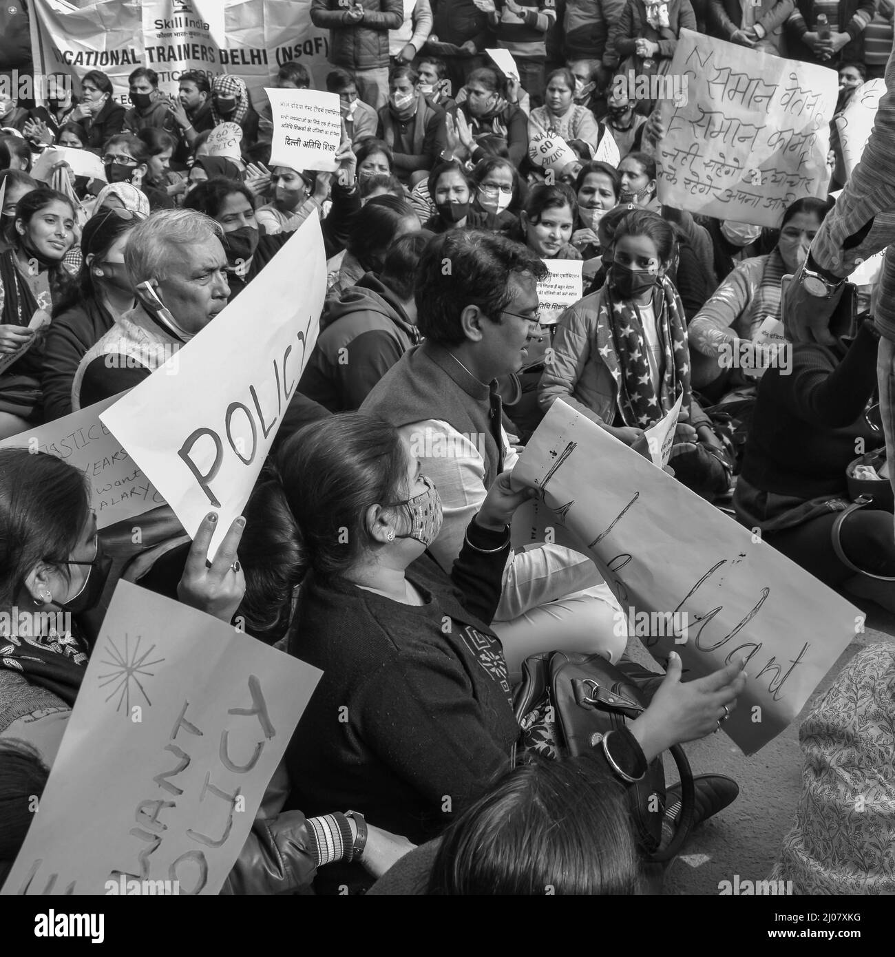 Public signs 25 line Black and White Stock Photos & Images - Alamy