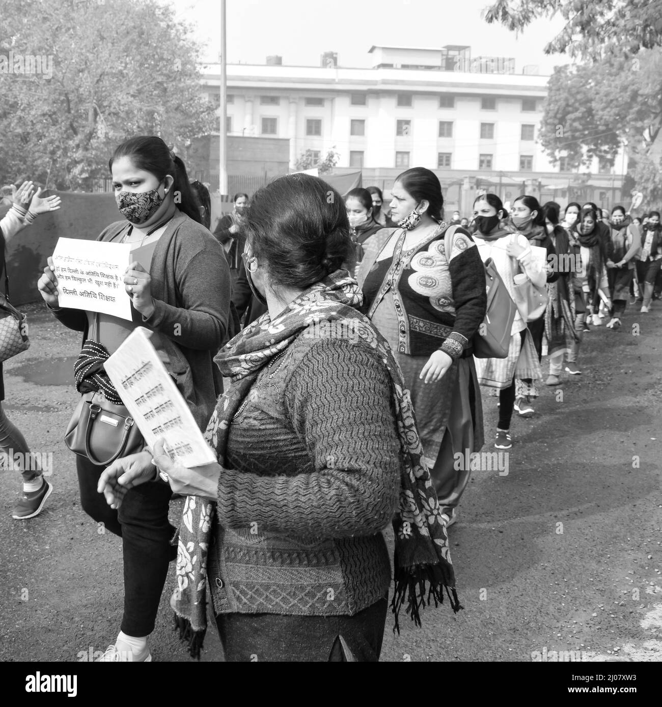 Public signs 25 line Black and White Stock Photos & Images - Alamy