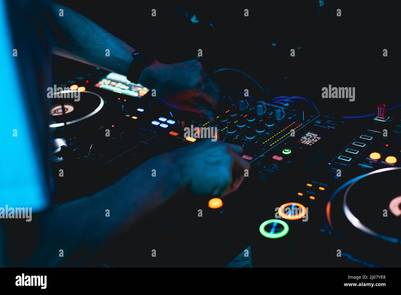 Modern digital audio mixer hands hi-res stock photography and images ...