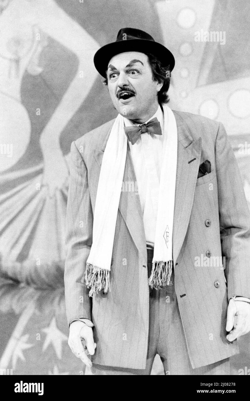 Robin lefevre hi-res stock photography and images - Alamy