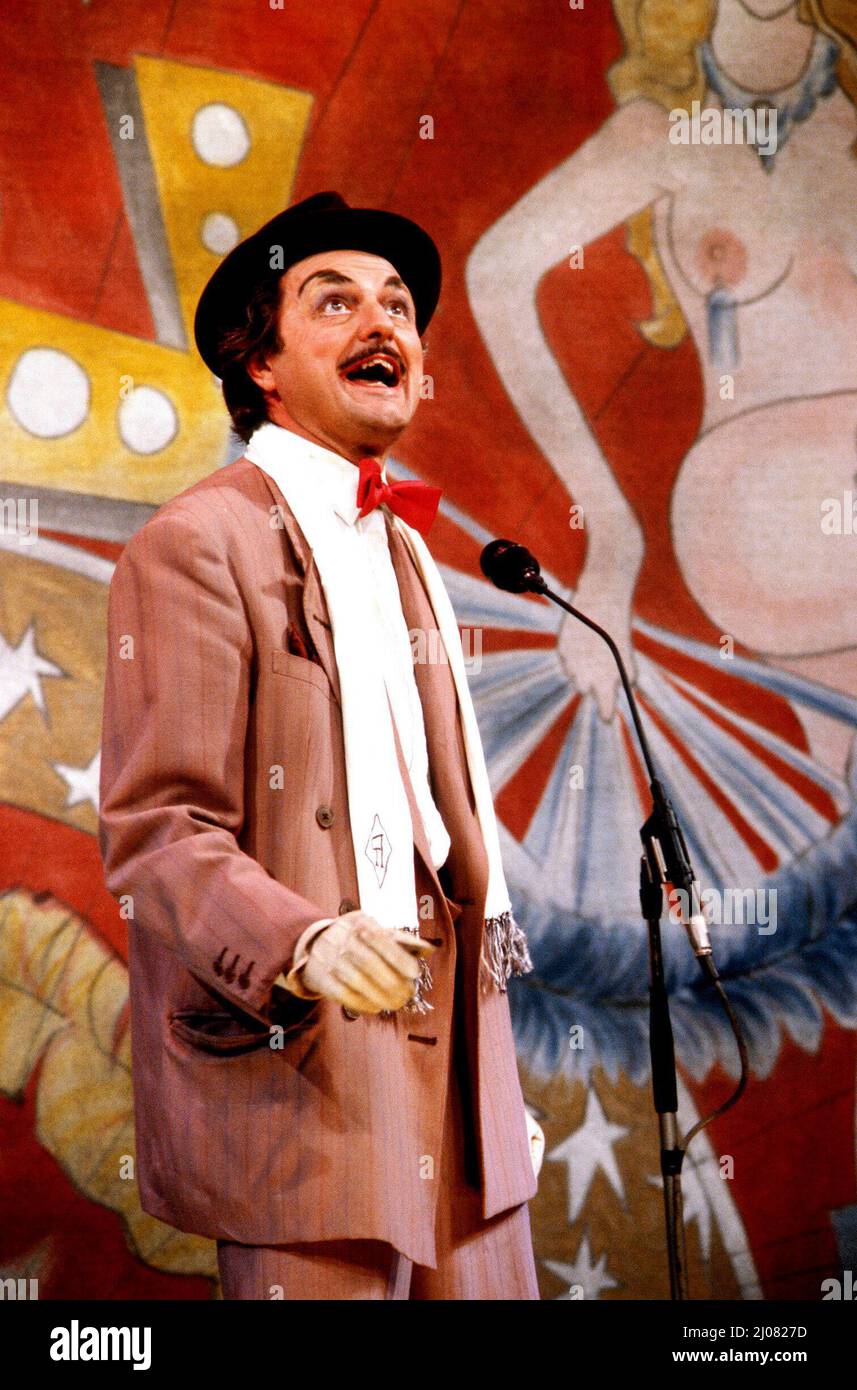 Peter Bowles (Archie Rice) in THE ENTERTAINER by John Osborne at the ...