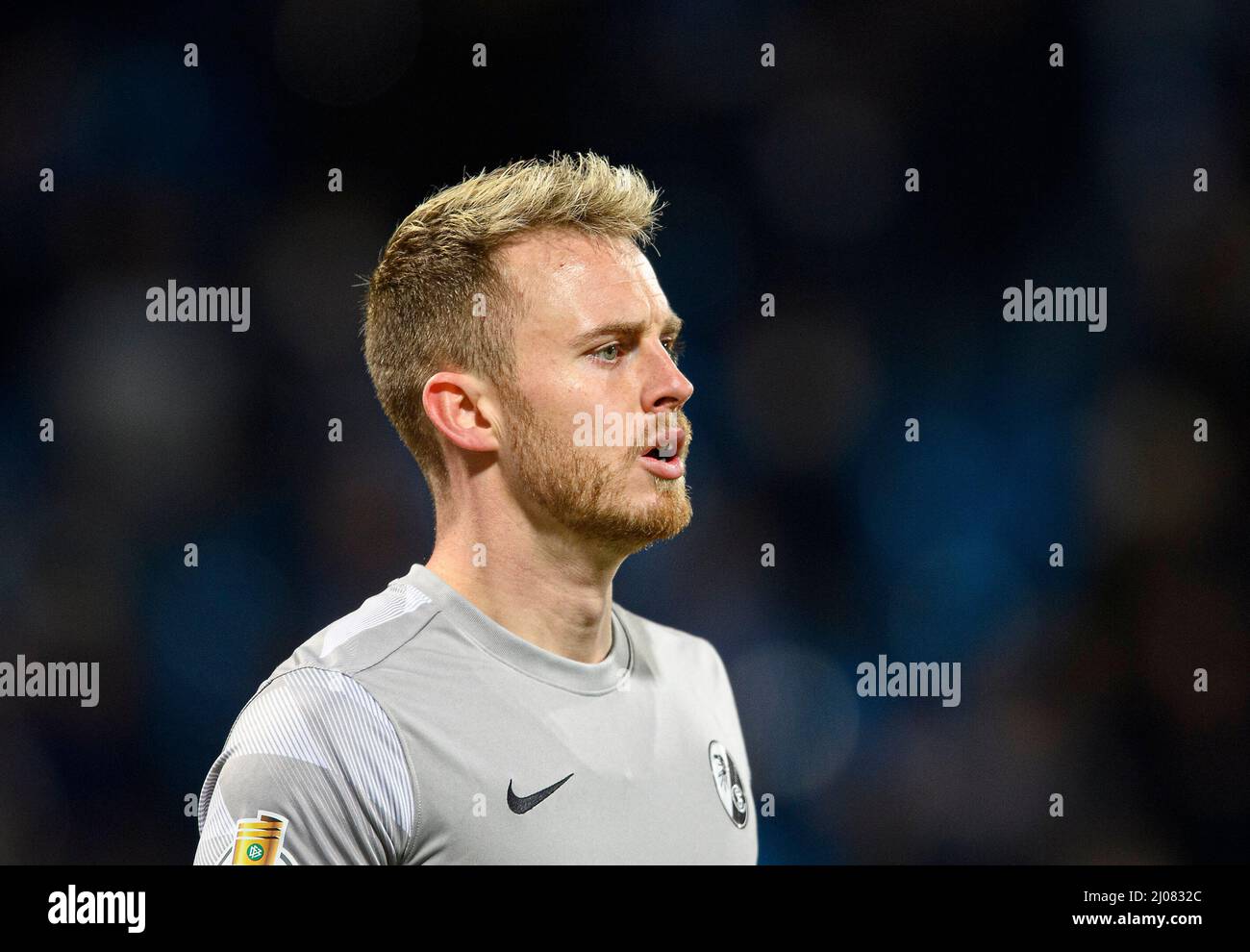 goalwart Mark FLEKKEN (FR) Soccer DFB Cup Quarterfinals, VfL Bochum (BO ...
