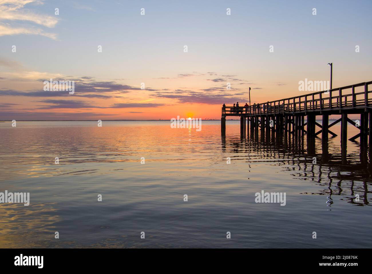 Sunset on the bay at Daphne, Alabama Bayfront park Stock Photo - Alamy