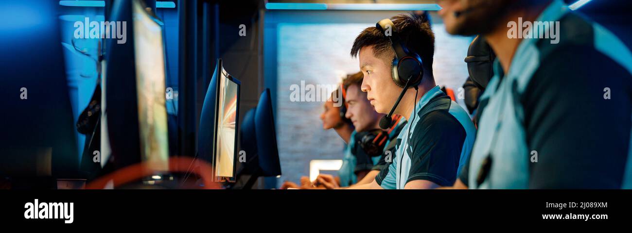 Asian championship hi-res stock photography and images - Alamy