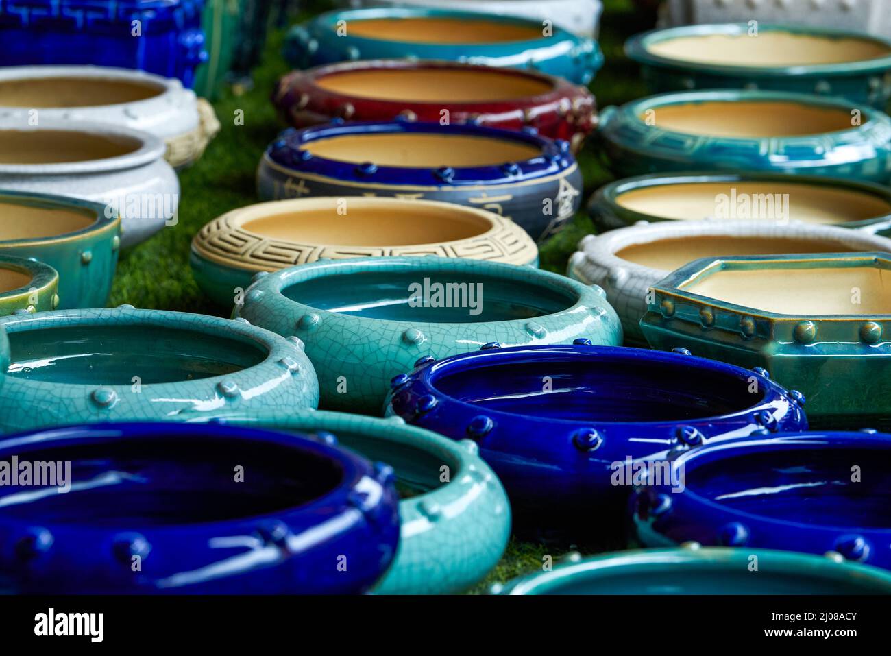 Close-up of a water basin in colorful glazed ceramics Stock Photo - Alamy