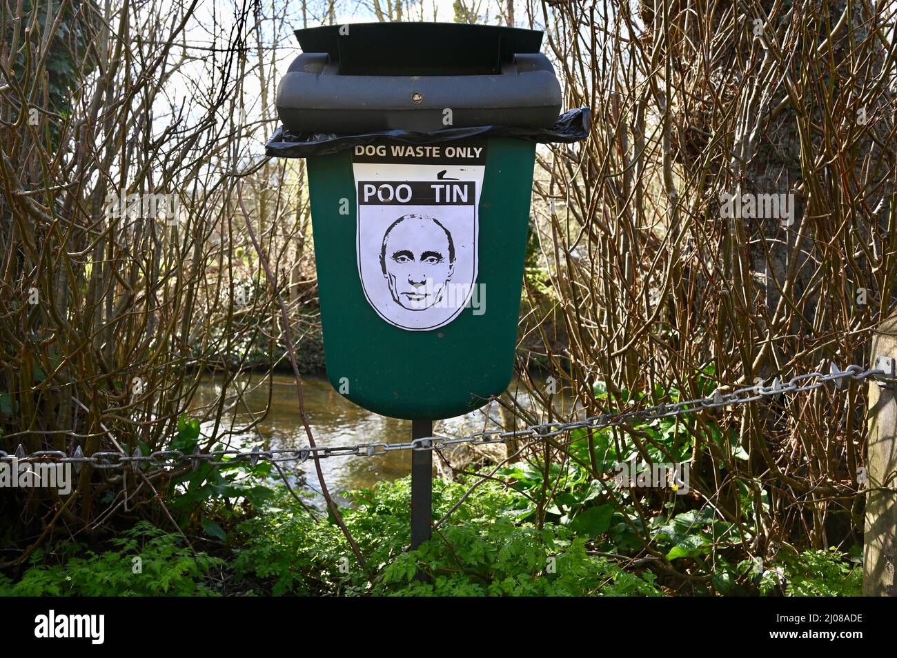 Vladimir poo tin hi-res stock photography and images - Alamy