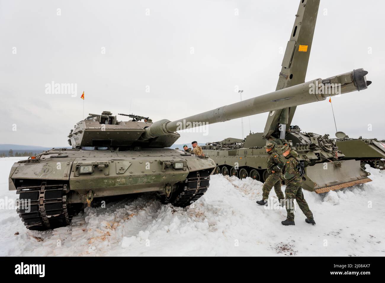 Rena, Norway. 17th Mar, 2022. Rena 20220317.NATO soldiers participate ...