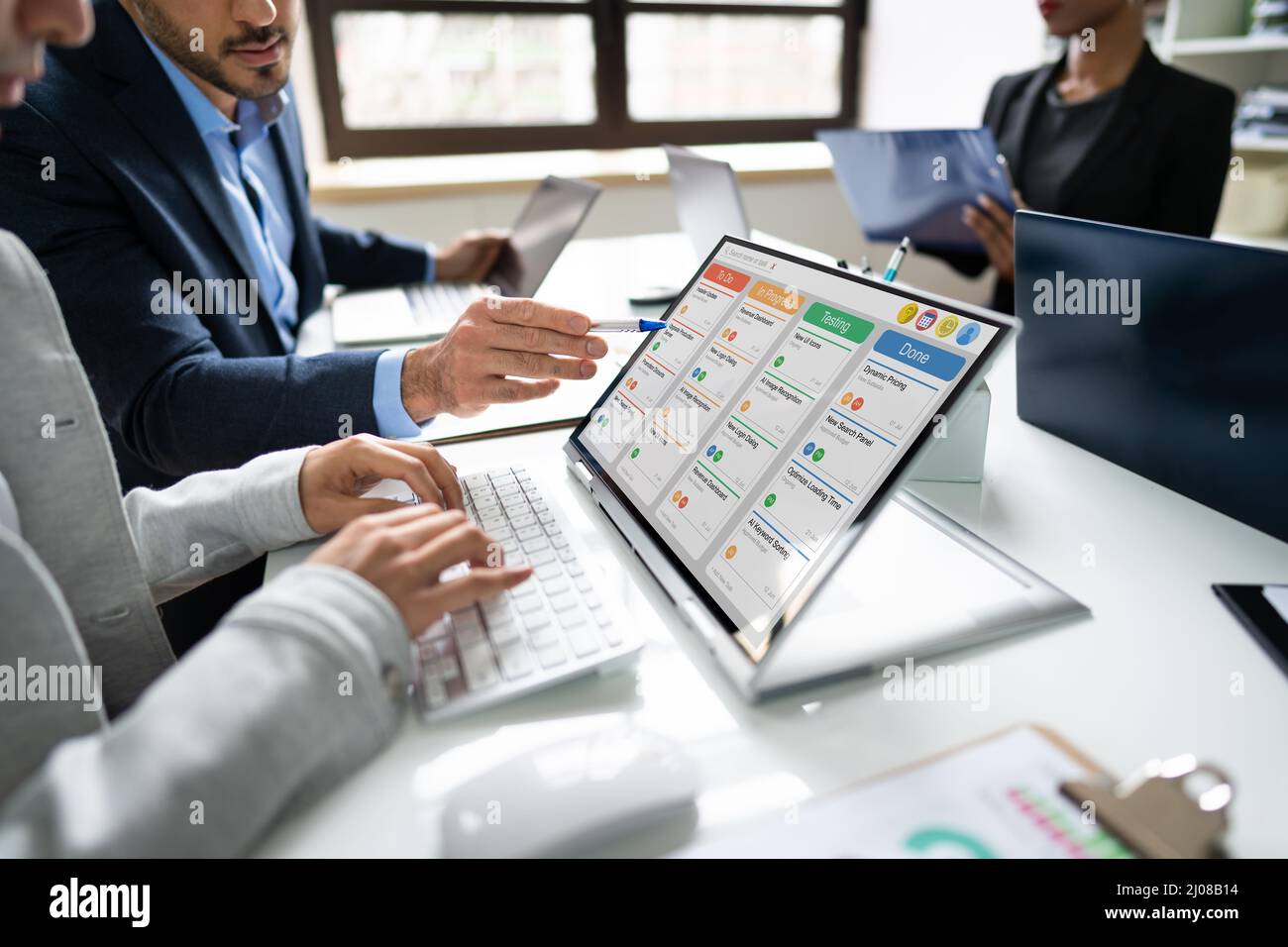 Digital agile hi-res stock photography and images - Alamy