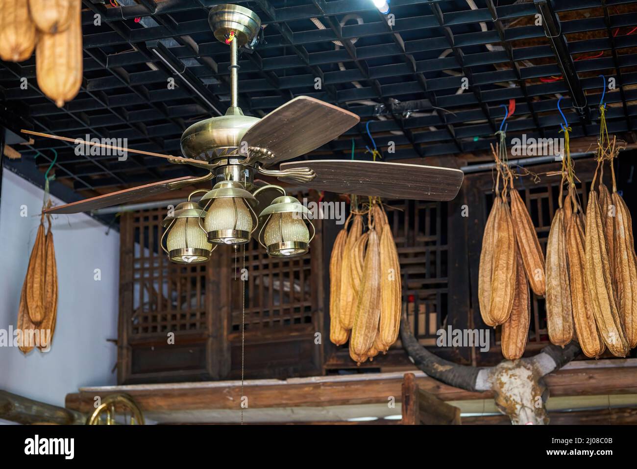 Closeup of retro electric light ceiling fan Stock Photo - Alamy