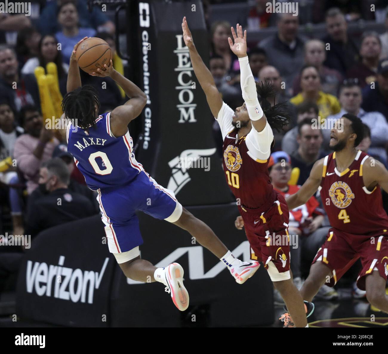 Tyrese maxey hi-res stock photography and images - Alamy