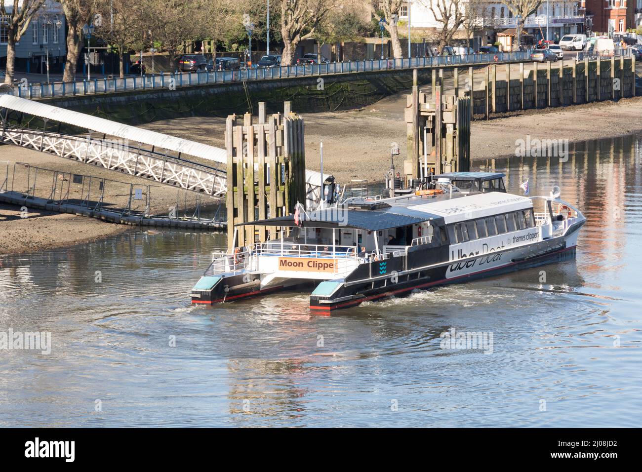 A Uber Boat Thames clipper berthed at Putney Pier, Putney, southwest ...