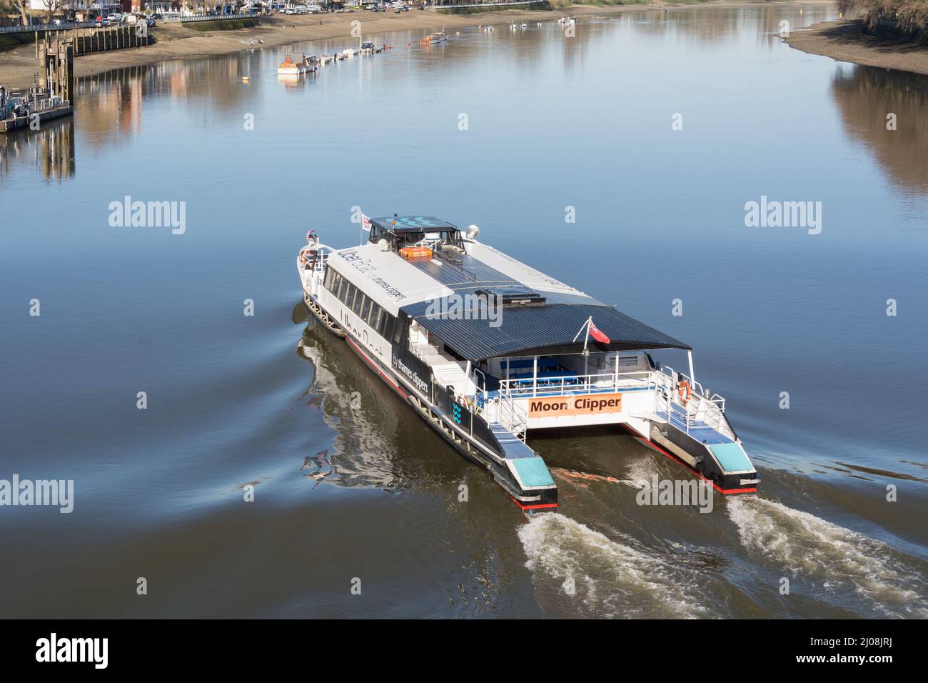 Uber by thames clipper hi-res stock photography and images - Alamy