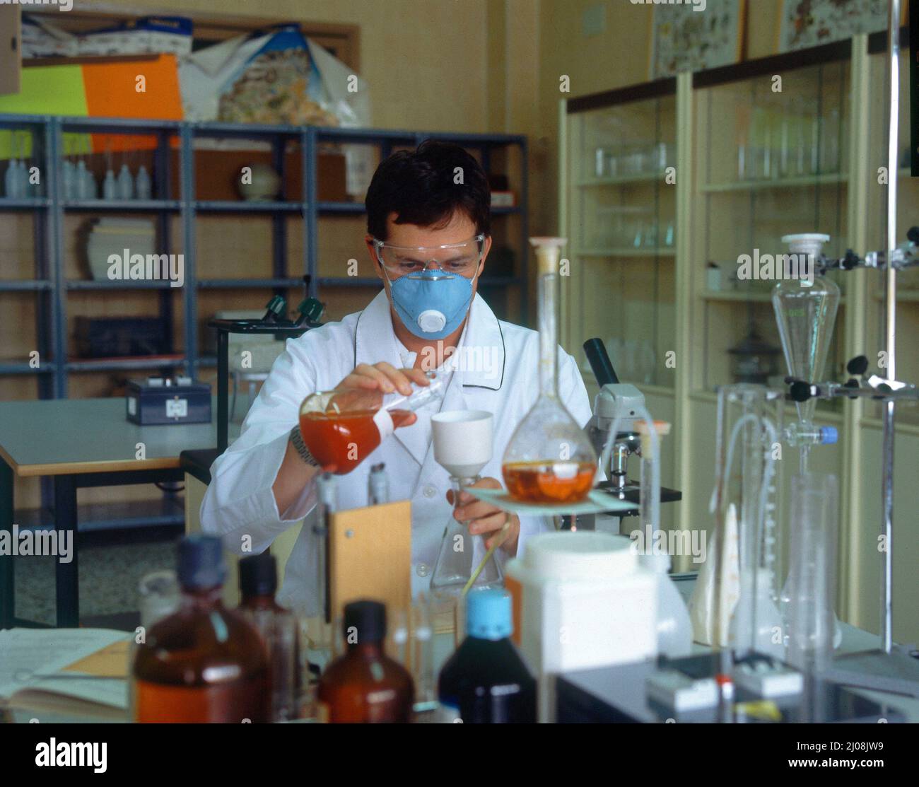 Laboratorio quimico hi-res stock photography and images - Alamy
