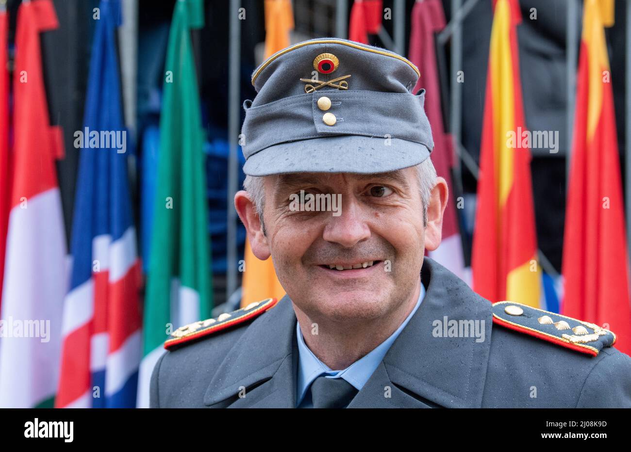 Ulm, Germany. 17th Mar, 2022. General Alexander Sollfrank stands in ...