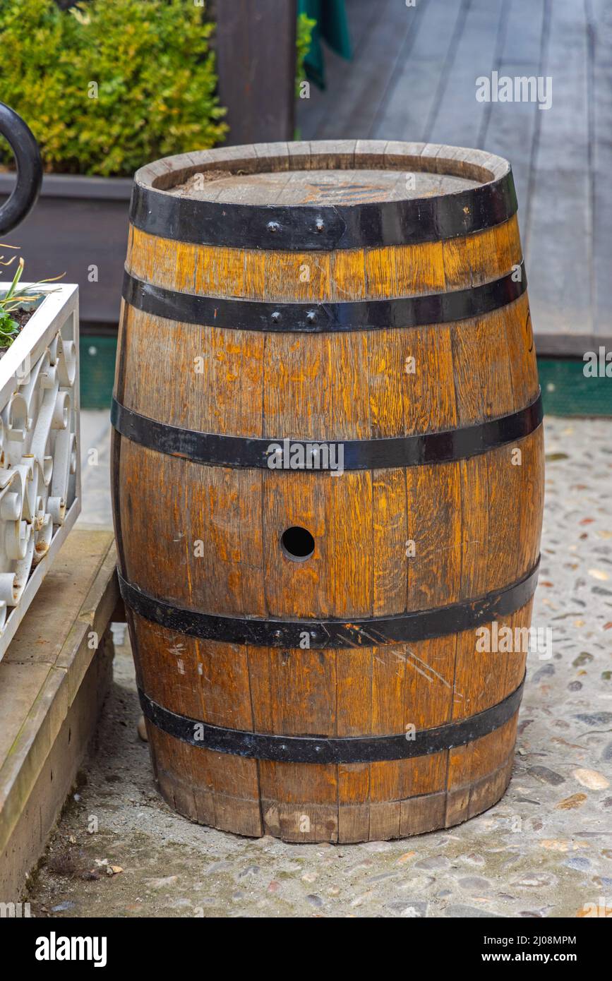 Oak Wood Wine Barrel With Black Hoops Rings Stock Photo - Alamy