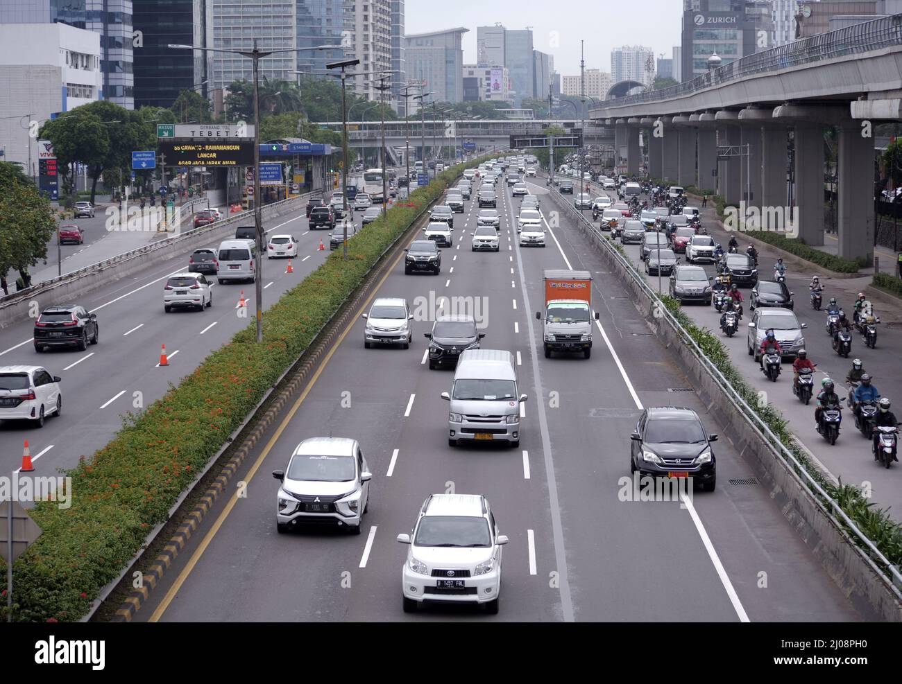 morning traffic jam, in Jakarta Indonesia on May 23, 2025 Stock Photo ...