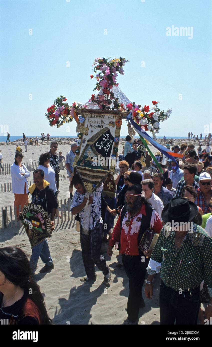 The pilgrimage of the Gypsies in the village of Les Saintes Maries de ...