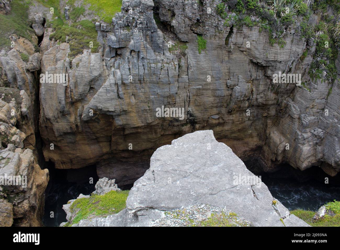 Pancake Rocks a rock formation in Paparoa National Park, South Island ...
