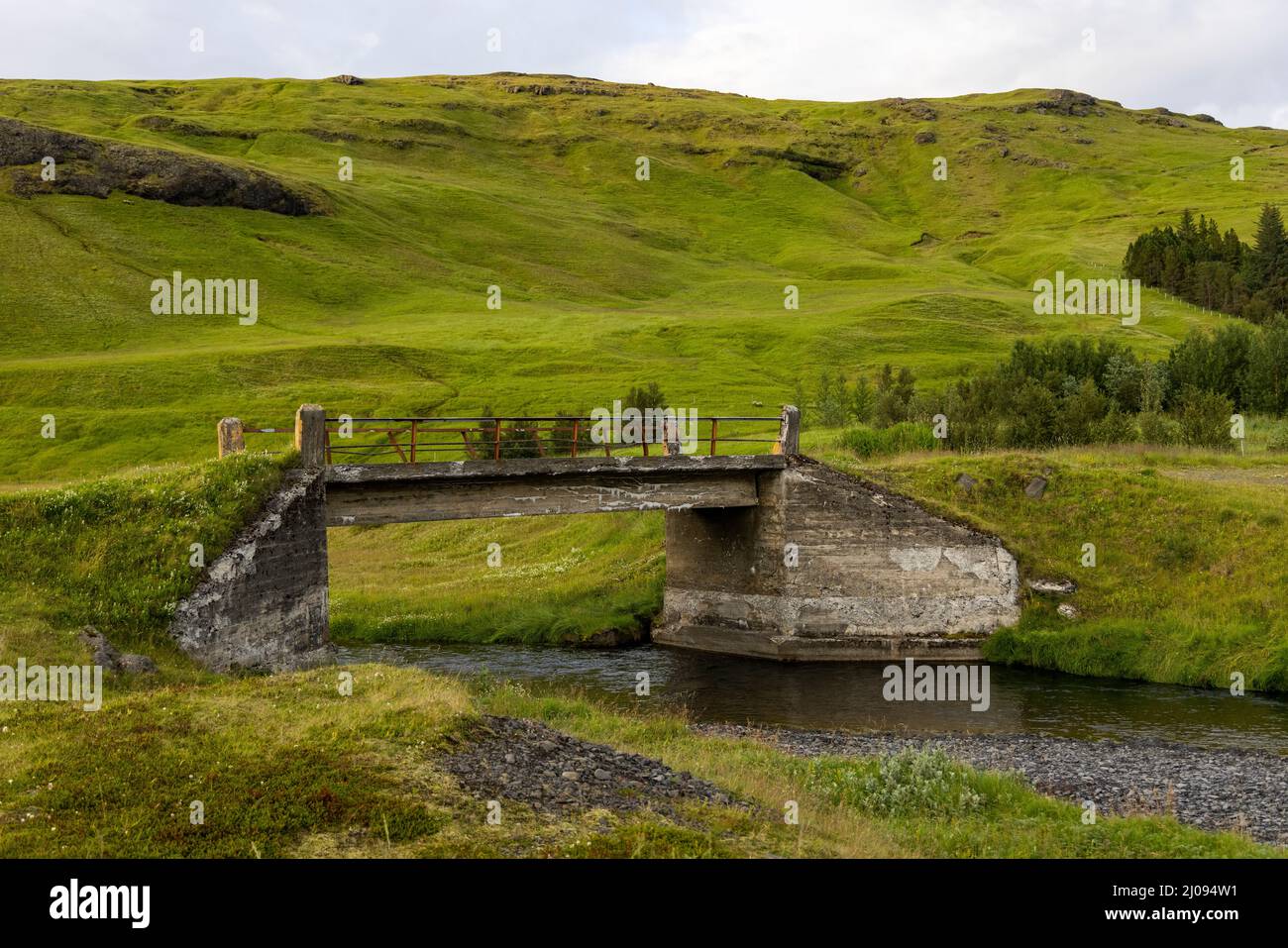 Old bridge in Icelandic countryside Stock Photo - Alamy