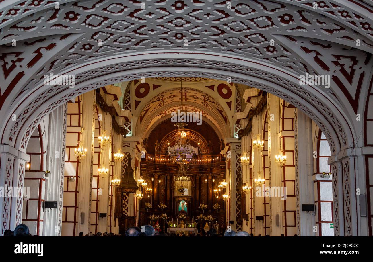 Inside the cathedral of Lima with sculptures in Peru Stock Photo - Alamy
