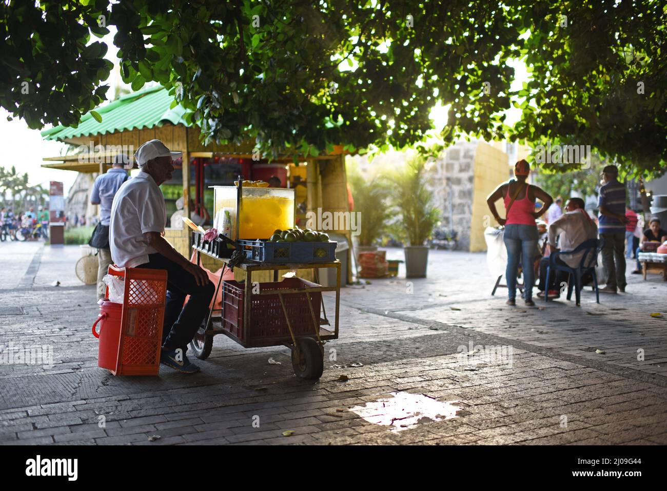 Lemon juice seller in the streets of Cartagena, Colombia Stock Photo ...