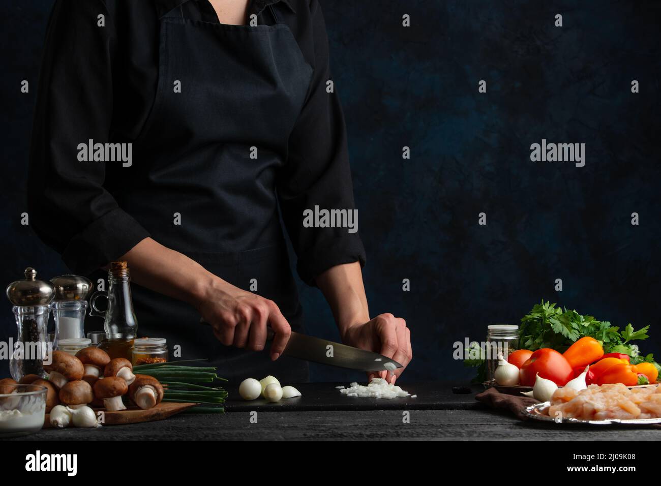 Messy cake knife hi-res stock photography and images - Alamy