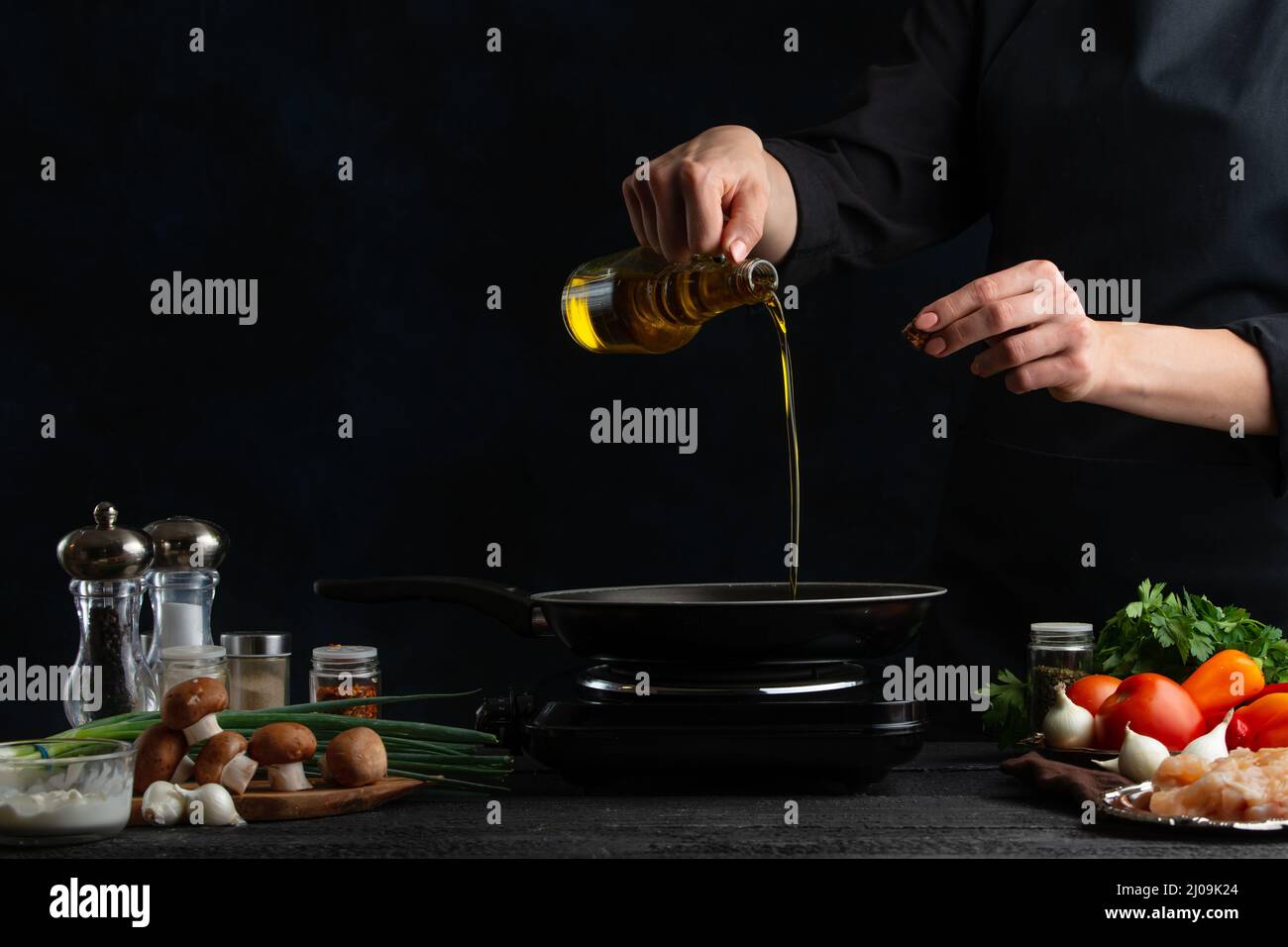 Slow motion egg in pan hi-res stock photography and images - Alamy