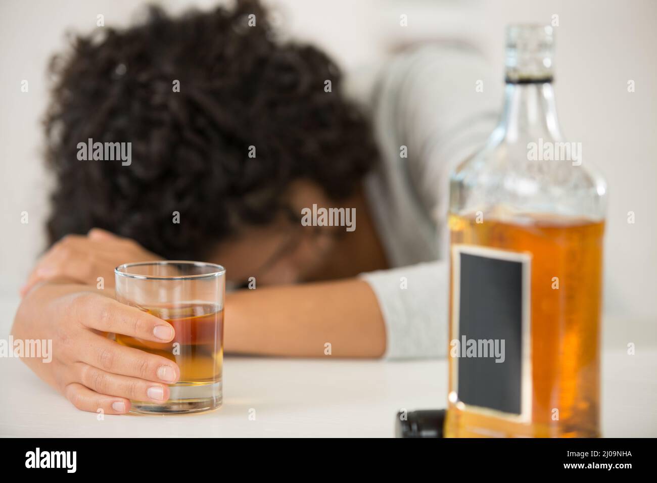Drunk woman alone hi-res stock photography and images - Alamy