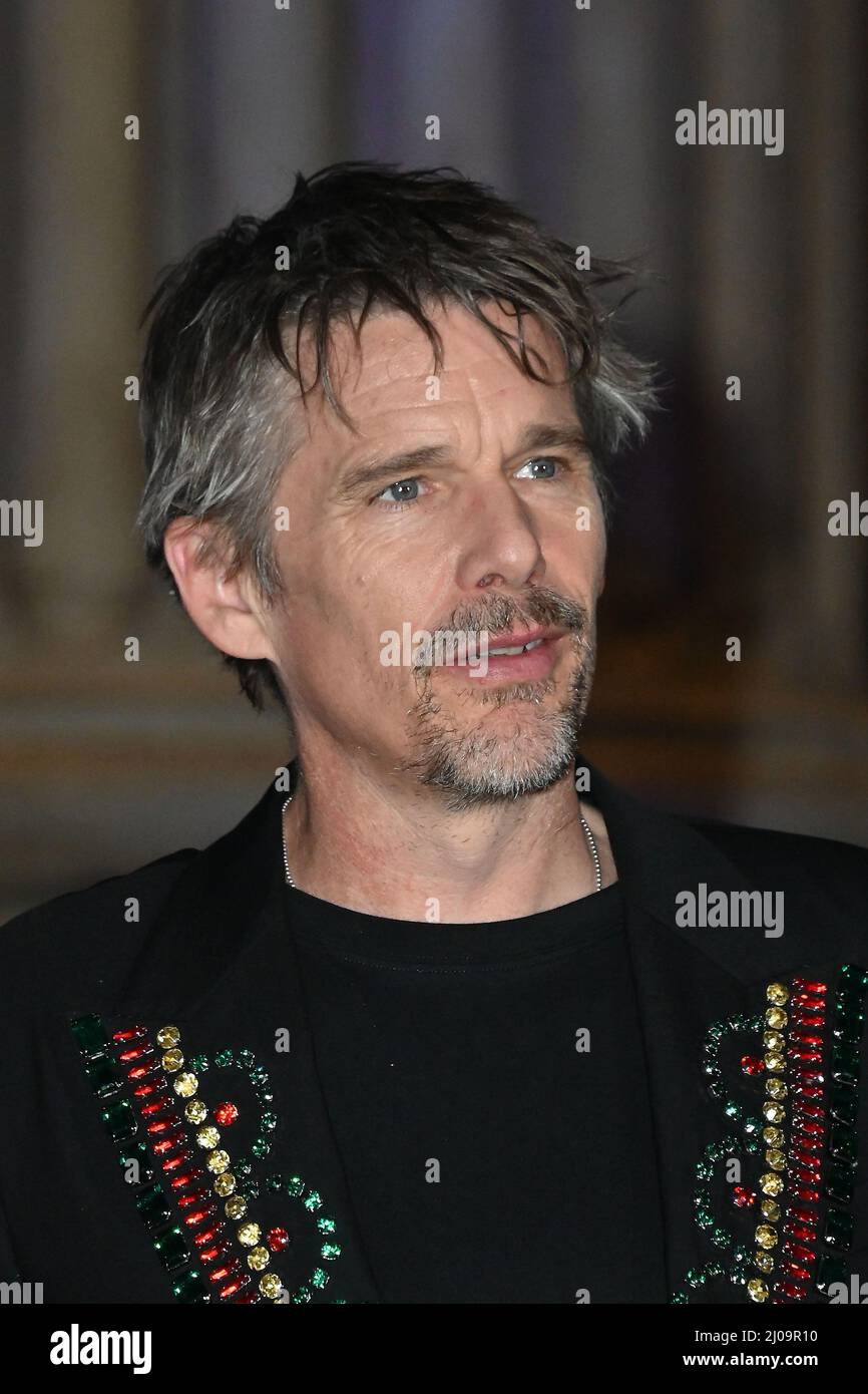 Ethan knight hi-res stock photography and images - Alamy