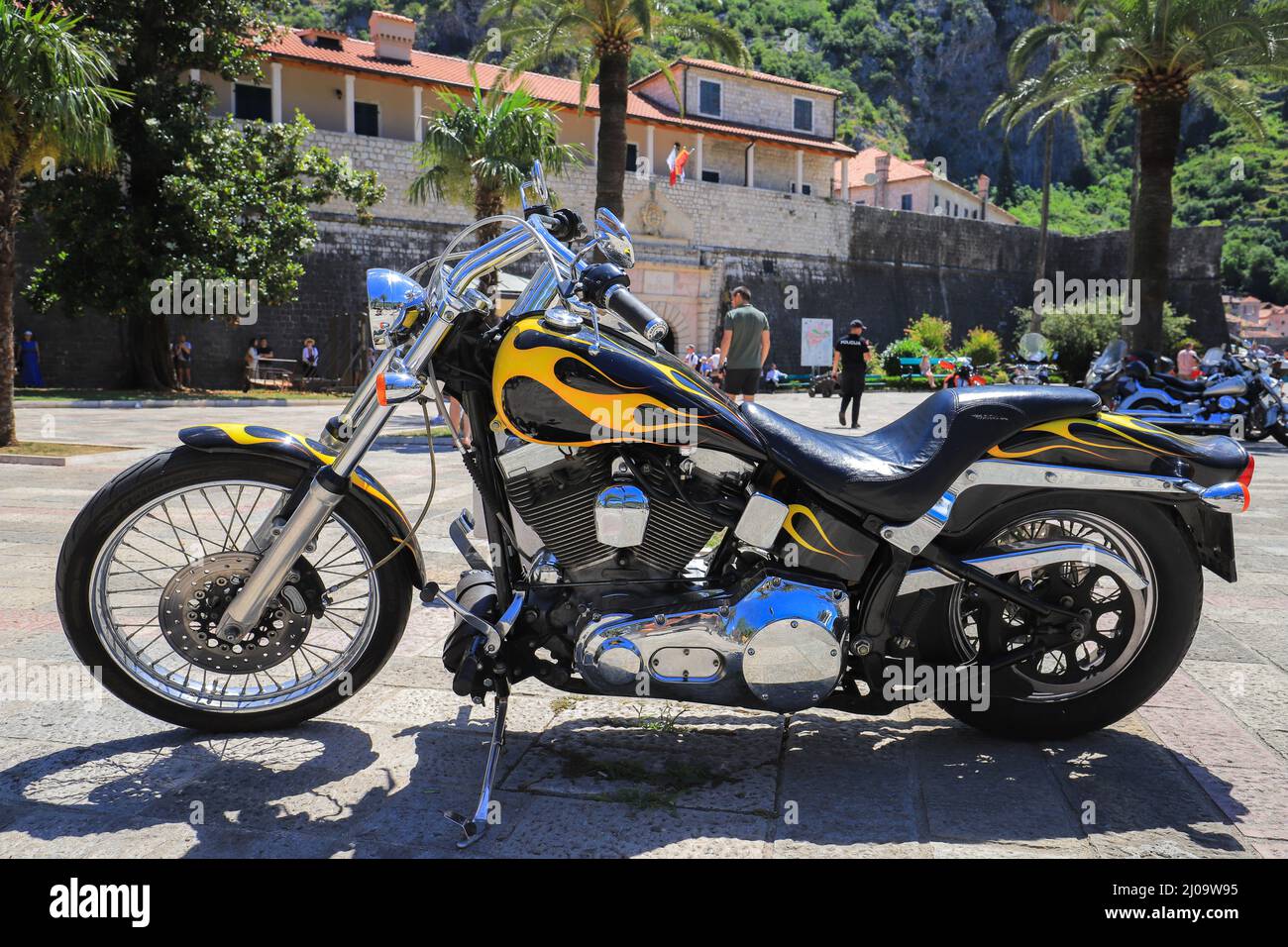 Chopper harley davidson hi-res stock photography and images - Alamy