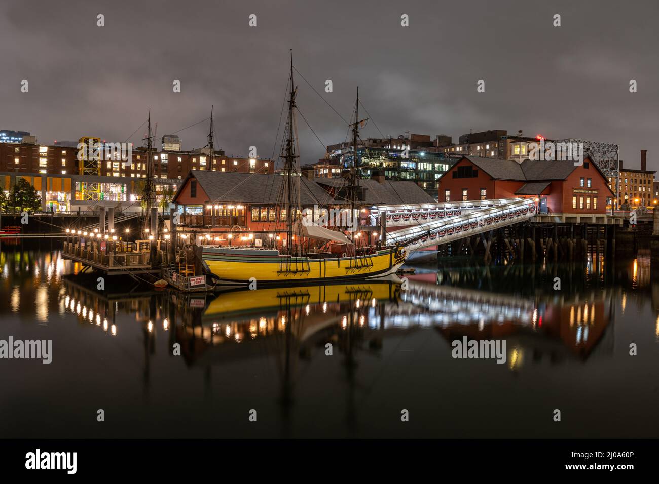 Beautiful nightscape of the waterfront buildings in downtown Boston ...