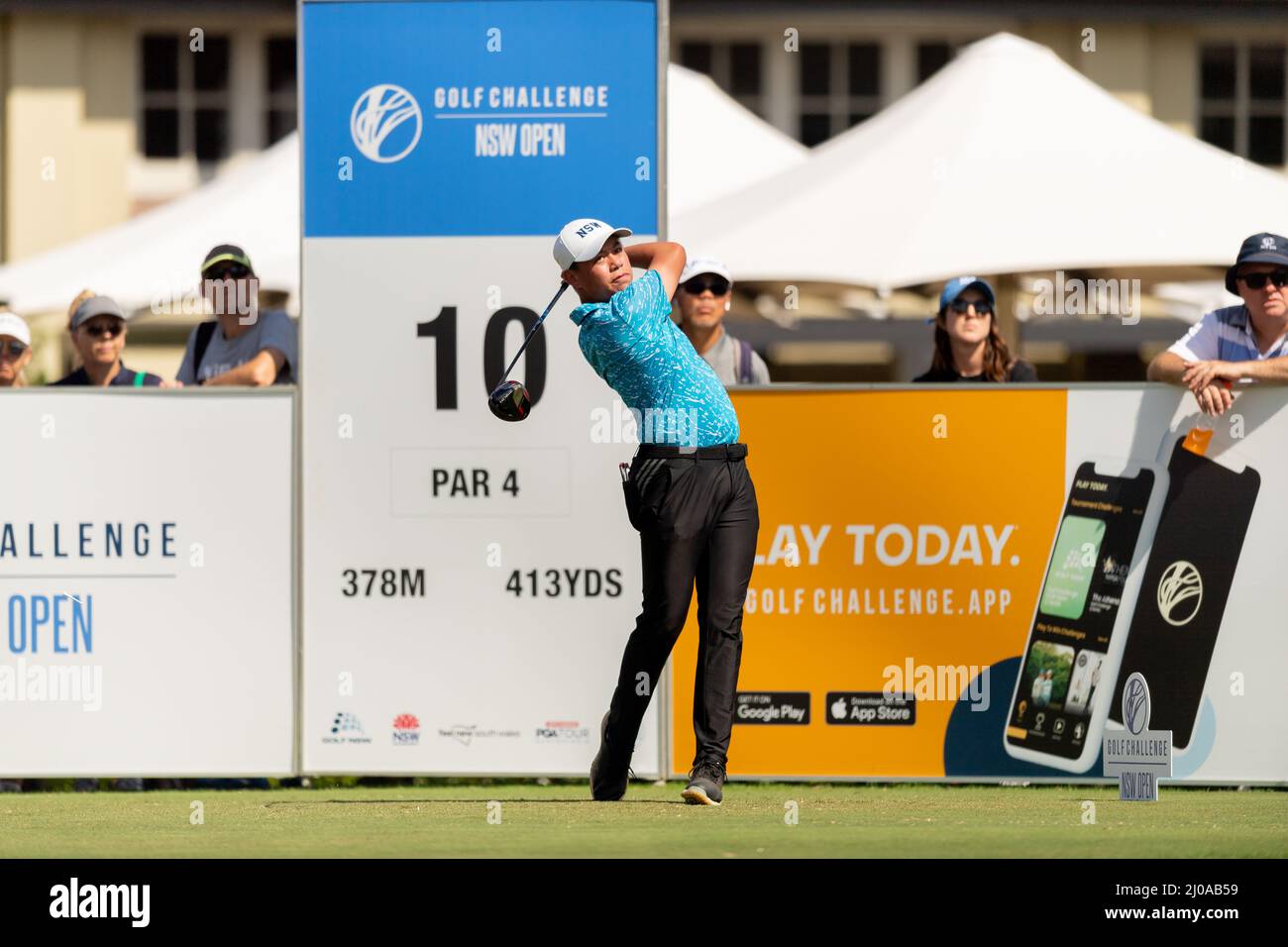 Sydney, Australia. 18th Mar, 2022. Jeffrey Guan (A) of Australia plays ...